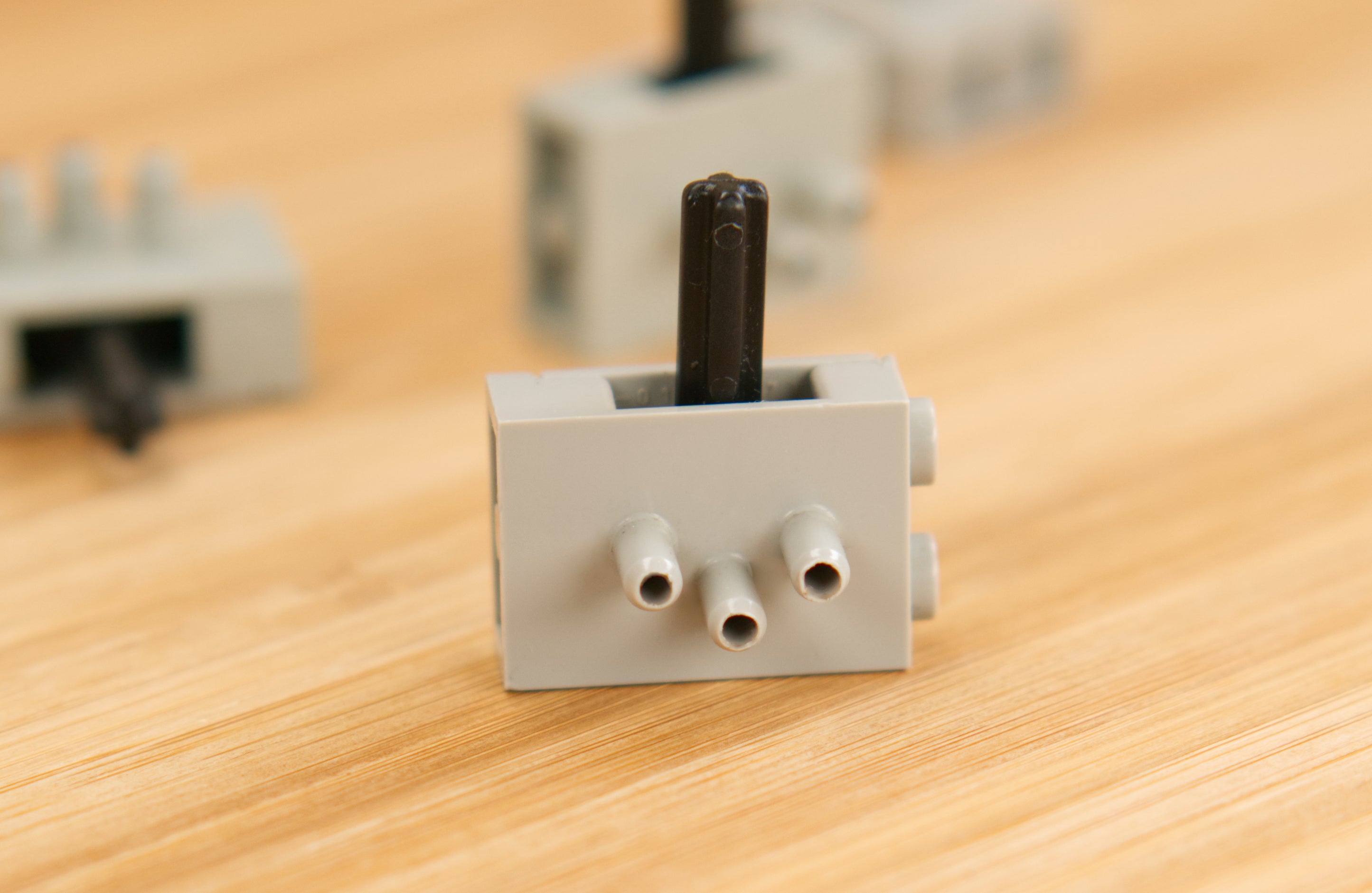 Modified LEGO Pneumatic Switch - Old Style – Green Gecko Workshop